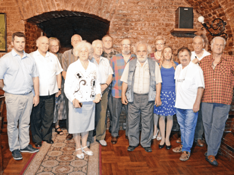 Bibliotecara Maria Gârbe a scos în lumina tiparului o carte despre ...