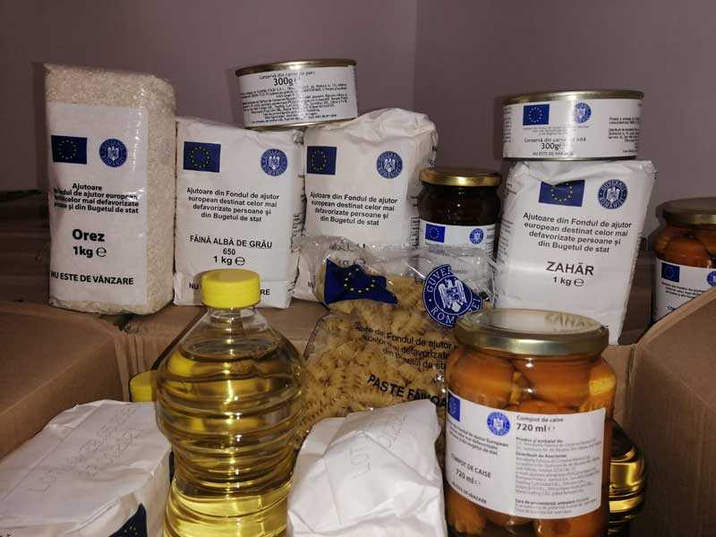 Pachete cu alimente, distribuite beneficiarilor din Bârsana - Graiul ...